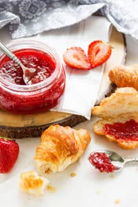 Strawberry Fridge Jam Homemade Recipe - Munaty Cooking