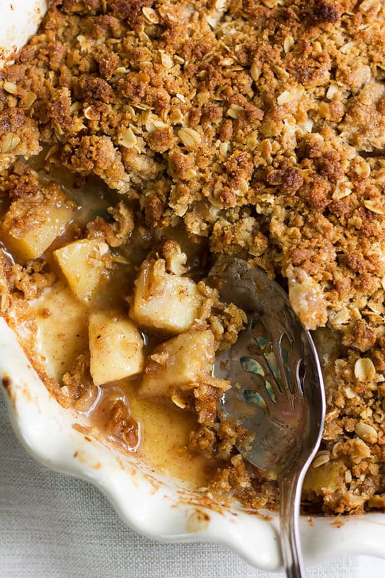 Classic Apple Crumble (Easy Homemade Fall Recipe)