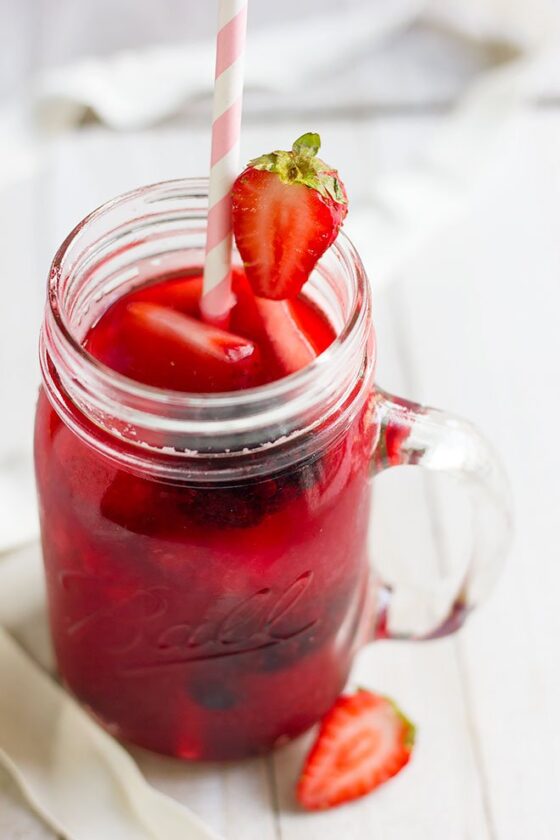 Berry Iced Tea: A Refreshing Summer Drink