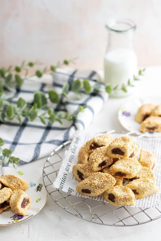 Authentic Date Cookies (Lebanese Cookies)