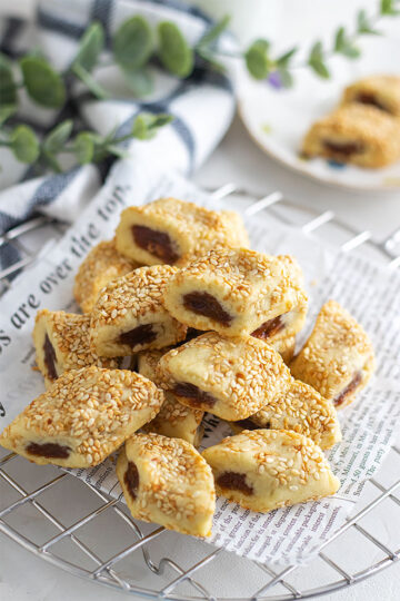 Authentic Date Cookies (Lebanese Cookies)