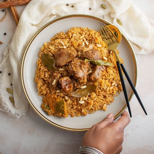 Easy Kabsa (Traditional Saudi Flavored Rice Recipe)