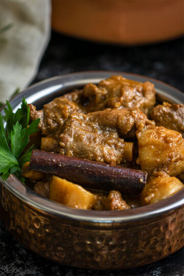 Delicious and Flavorful Mutton Curry Recipe