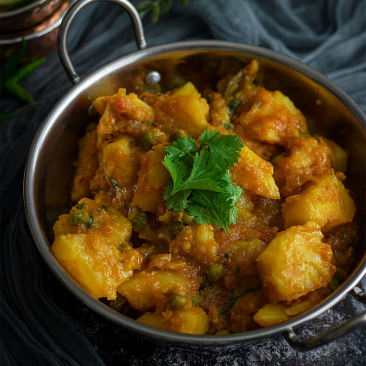 Restaurant Style Aloo Matar (Indian Potato and Peas Curry)