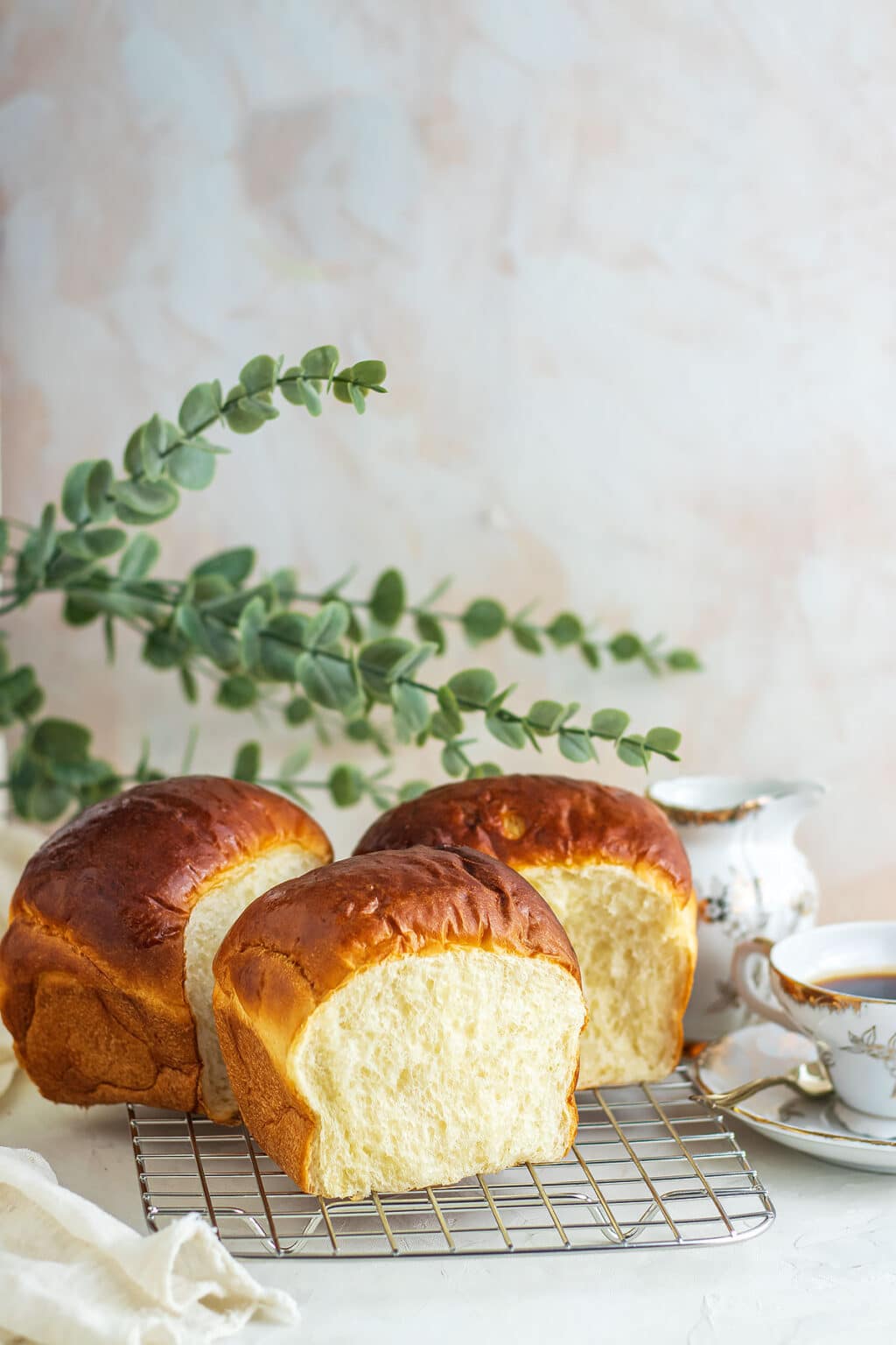 Easiest Fluffy Japanese Milk Bread Recipe (Step By Step)