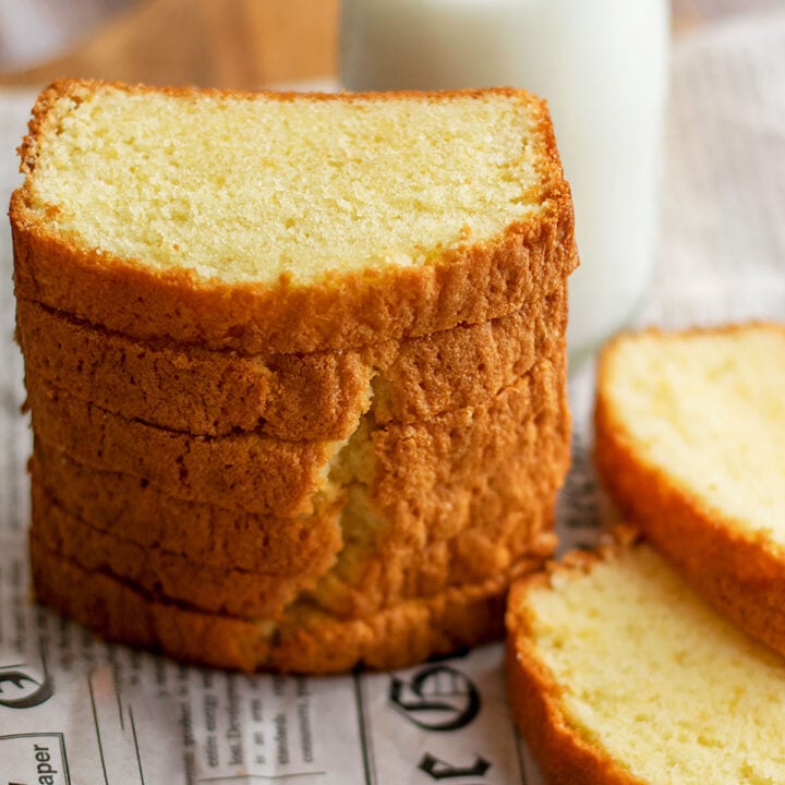 Vanilla Flan Cake Recipe (Magic Flan Cake!)