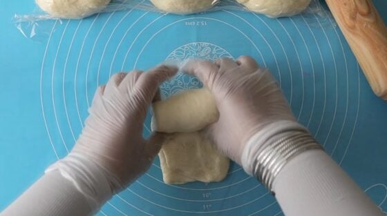 Easiest Fluffy Japanese Milk Bread Recipe (Step By Step)