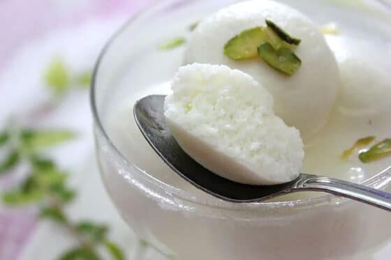 The Easiest Rasgullas Recipe | Tasty Rosogulla