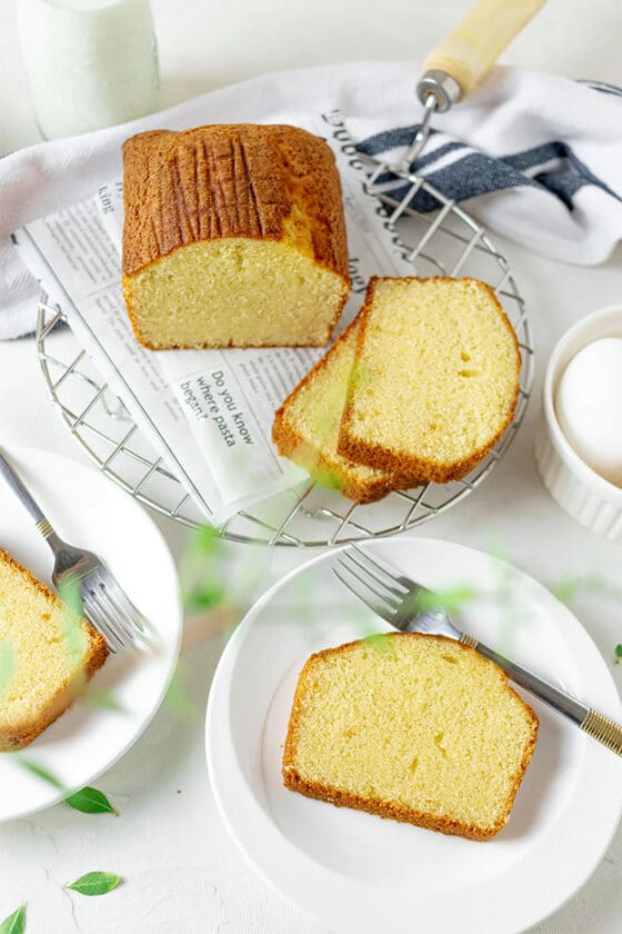 Easy Hot Milk Cake: A Classic and Fluffy Delight