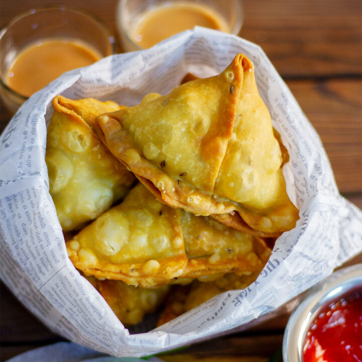 Classic Indian Aloo Samosa Recipe