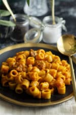 Libyan Mbakbaka (Middle Eastern One-Pot Pasta)