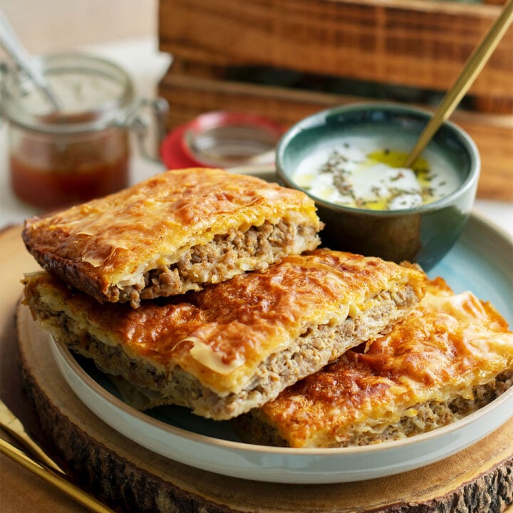 Easy Phyllo Meat Pie (Egyptian Goulash)