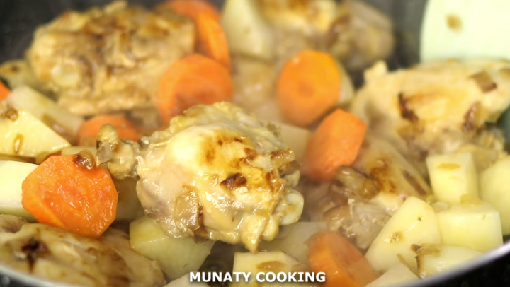 Delicious Arabic Chicken Stew Recipe