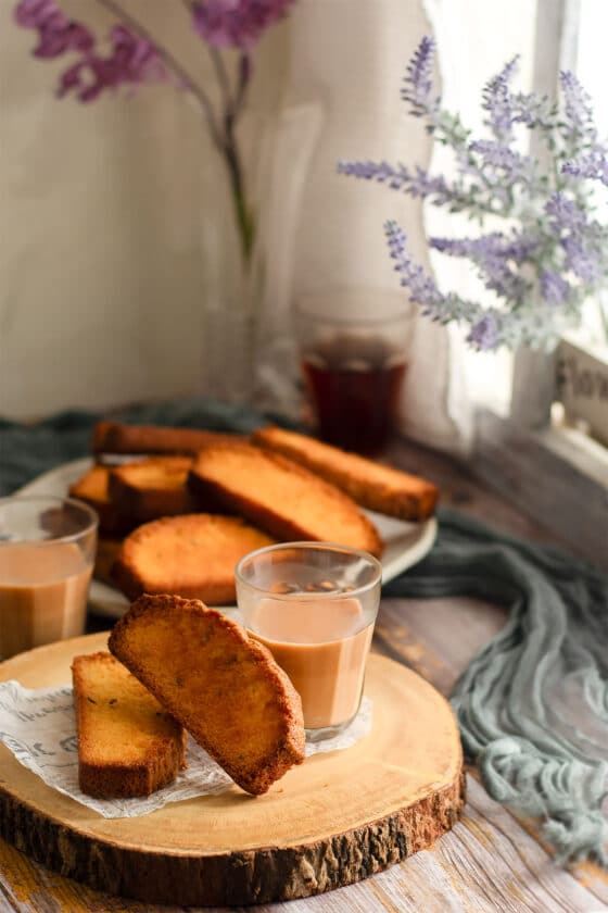 Crunchy and Airy: The Perfect Cake Rusk Recipe