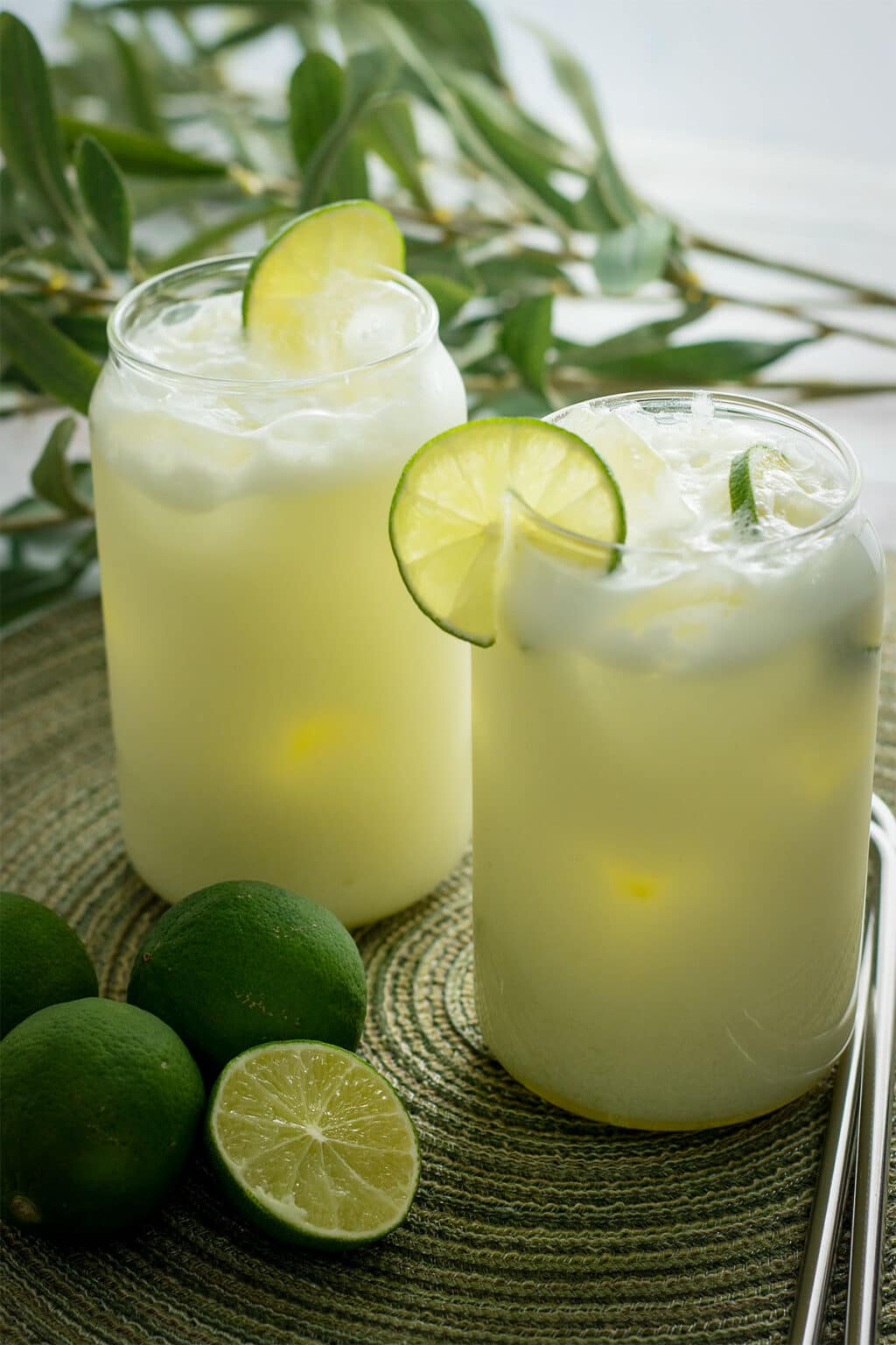 How to Make Brazilian Lemonade Without Bitterness