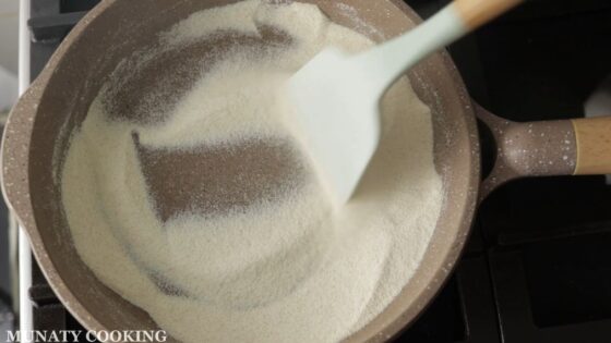 Emarati Semolina Khabeesa: A Delicious UAE Dessert