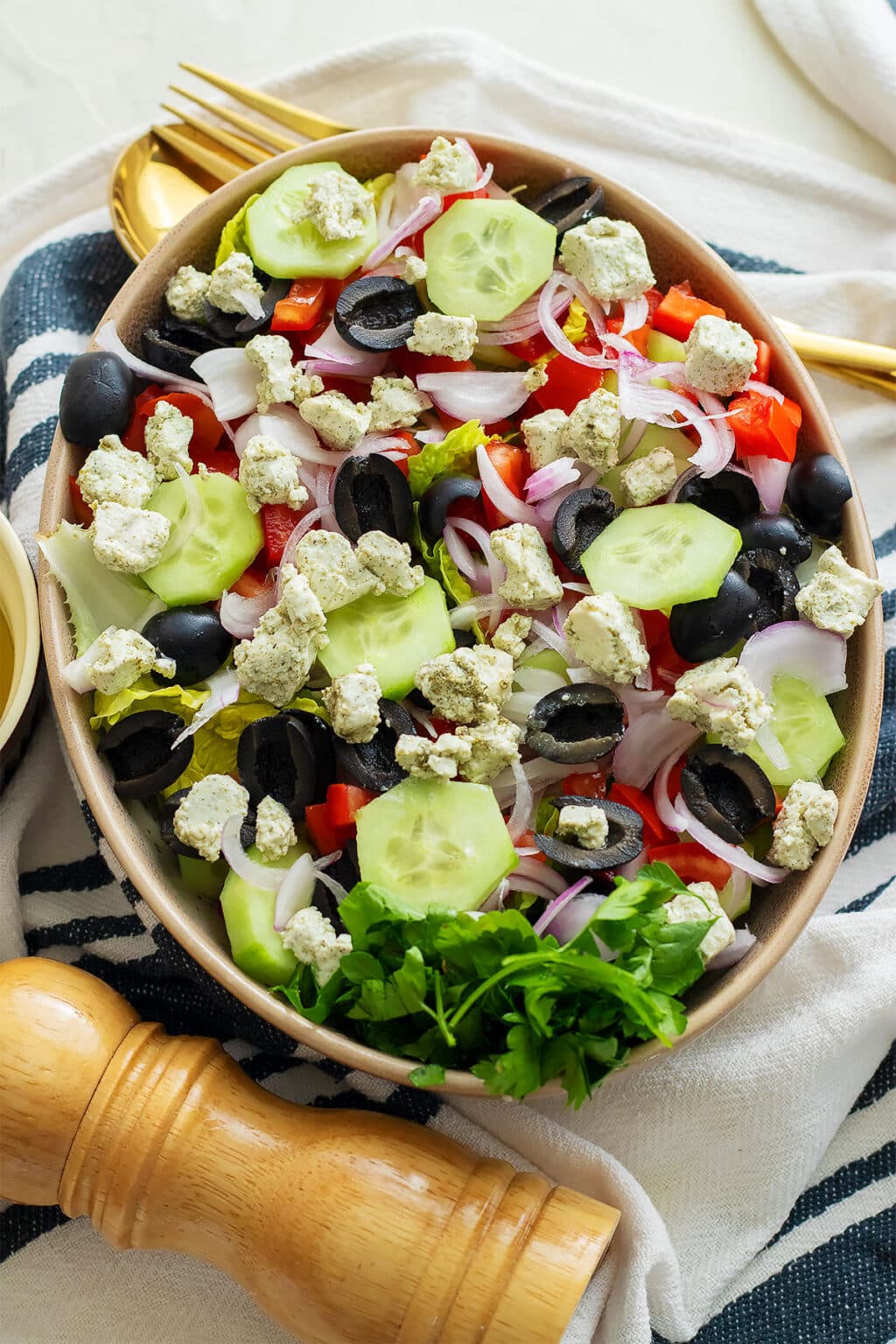 The Ultimate Feta Cheese Salad: Fresh, Flavorful & Easy!